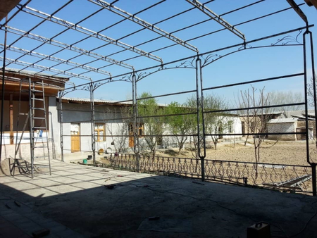 Kontener materialdan issiqxona naves tom xizmati bajaramiz