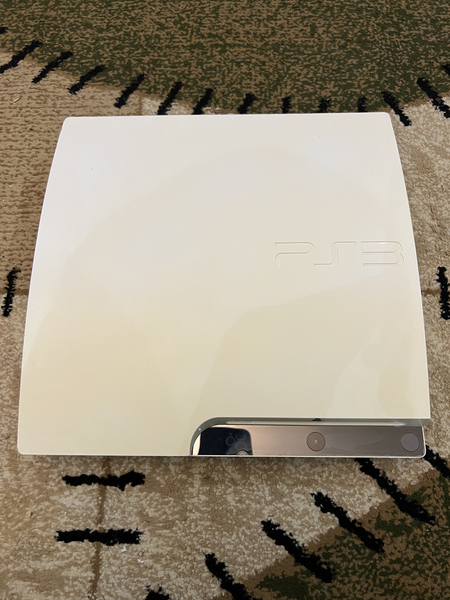 Ps 3 slim  Yaponya 2 ta jostik Dubai