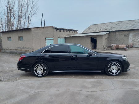 Mercedes Benz S550 Dubai