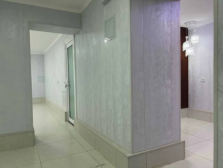 Офисы от 15м2 20м2 30м2 БузБазар метро ( БИЙ) Выгодно