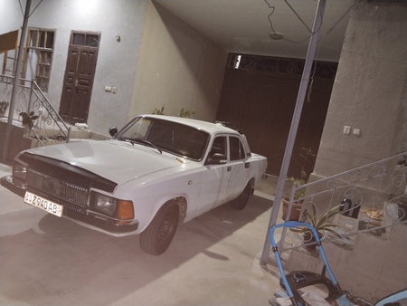 Gaz 3102 sotiladi