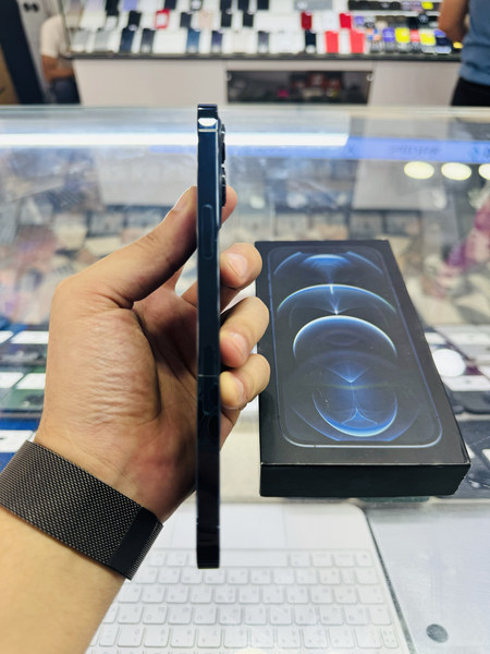 iPhone 12 Pro Max 256 gb blue