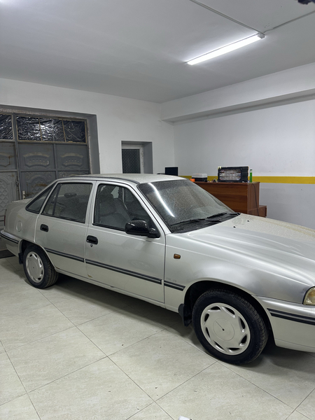 Daewoo nexia 1 donc