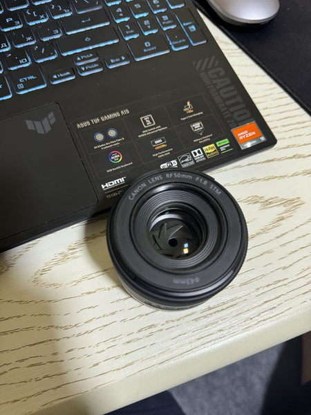 Canon RF 50mm F1.8 mm STM
