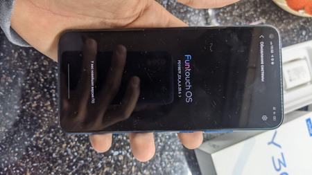 Телефон Vivo Y30, хорошее состояние, есть документы и чеки