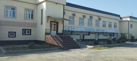 Srochno !!! Klinika sotiladi  Tashkent trassa  yonida