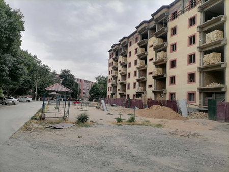 2 xonali 86 m.kv kvartira sotiladi