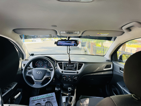 Hyundai accent 2021