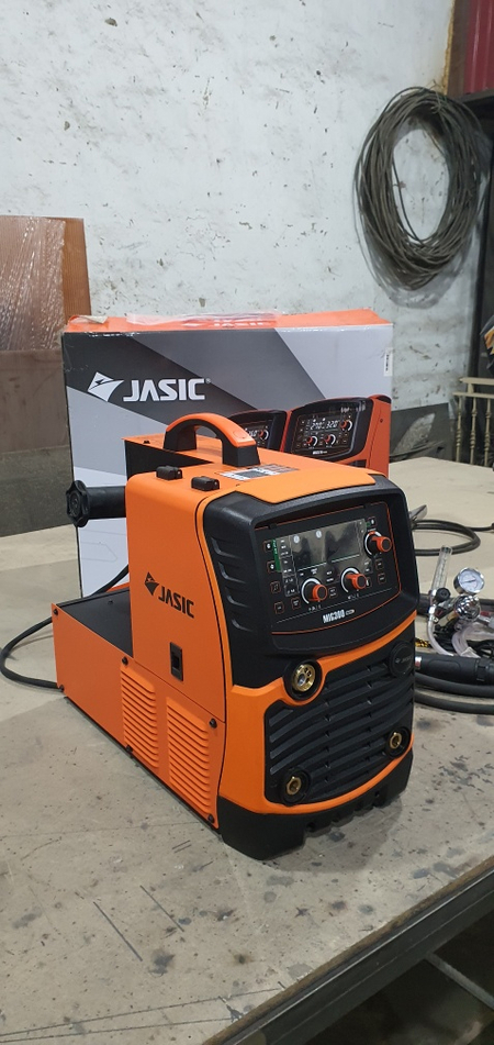 Сварочный полуавтомат 380w