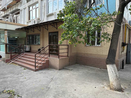 Офисное помещение в центральном районе по низкой цене
