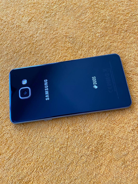 Samsung Gallaxy A5 16 sotiladi