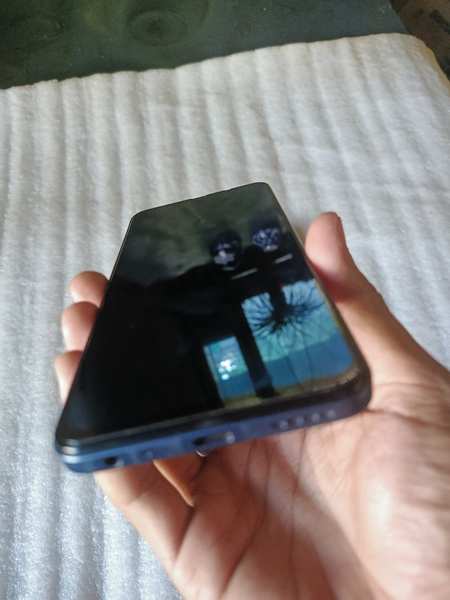 Vivo Y 35 aybi yõq ideal