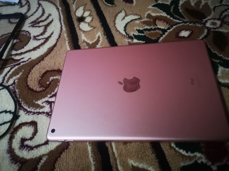 Ipad 8 avlod sotiladi 128 GB