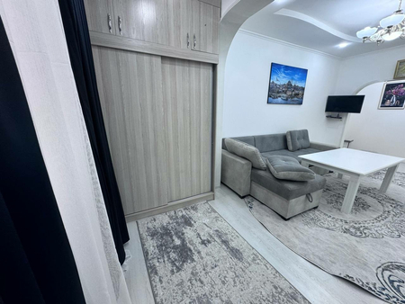Продаётся квартира срочно Чиланзар 7 2/1/4