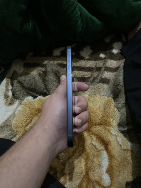 iphone 15 pro max e/sim