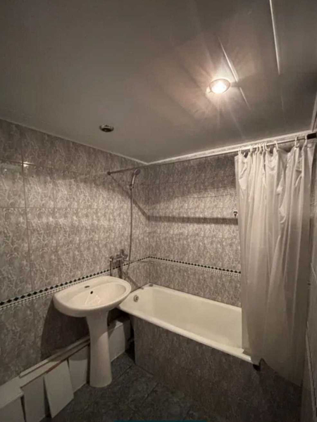 Срочно продается 3/8/9 квартира 87 м2 Ор-р:Госпитальный рынок   (МНМ)