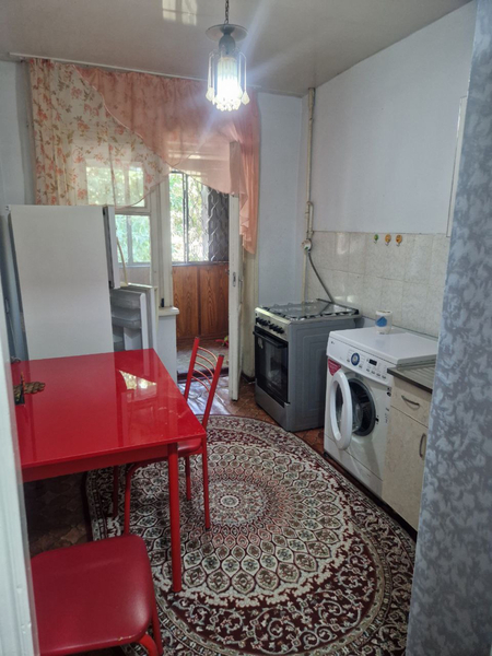 Продаётся 1/3/4 Чиланзар-4 Кирпич вдоль речки