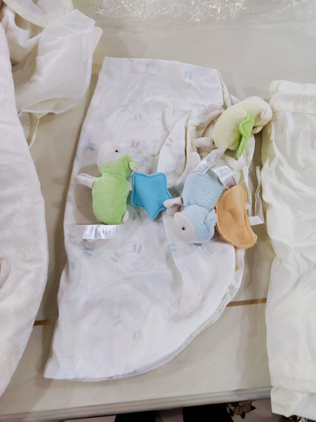 Продается люлька Fisher Price My Little Lamb Rocking Bassinet