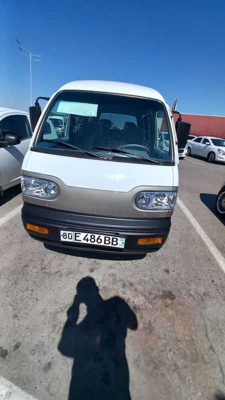 Damas avtomobi sotiladi