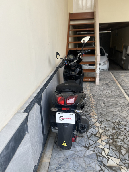 Moto sotiladi bi