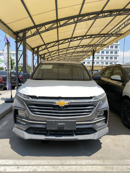 Барча турдаги автомобиллар накд ва автокредитга сотилади.