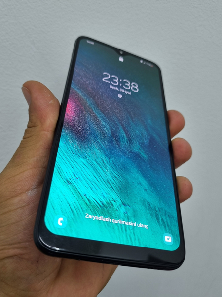 Samsung Galaxy  A 30