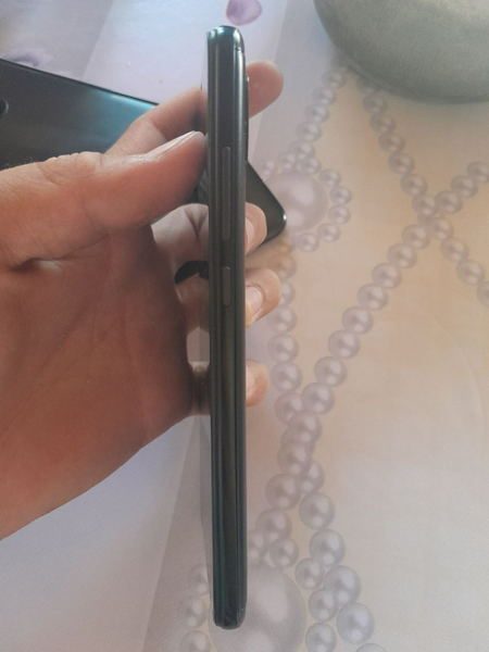 Telefon sotiladi