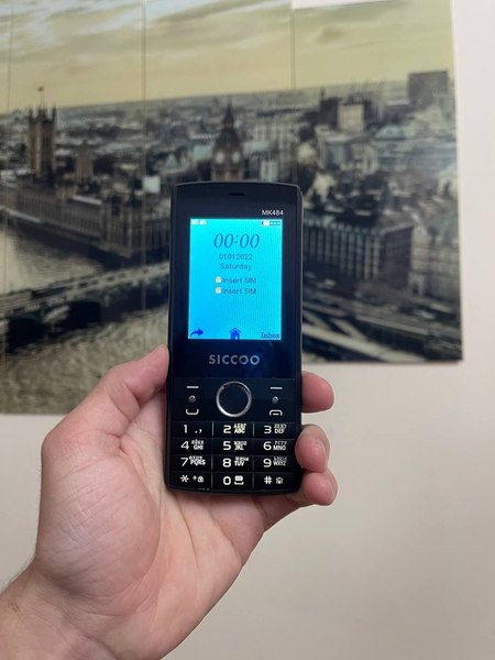 Mega Aksiya Yengi Telefon Siccoo MK 484