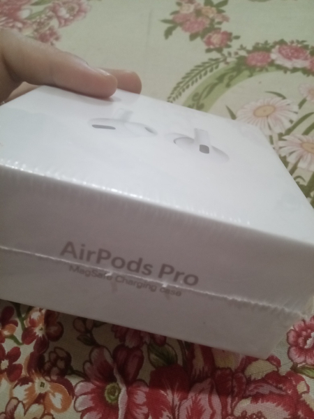 Airpods pro naushnik