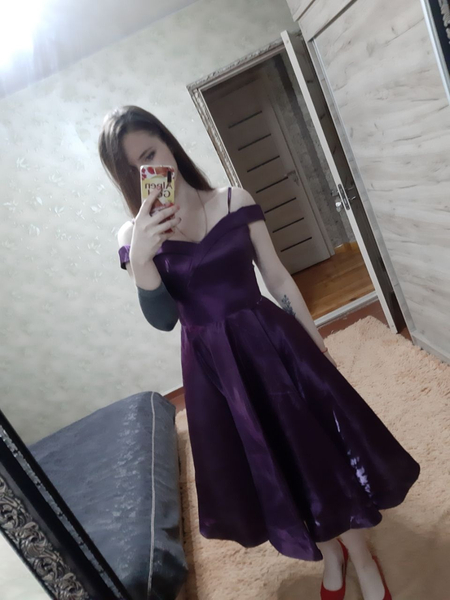 Продам шикарное новое платье