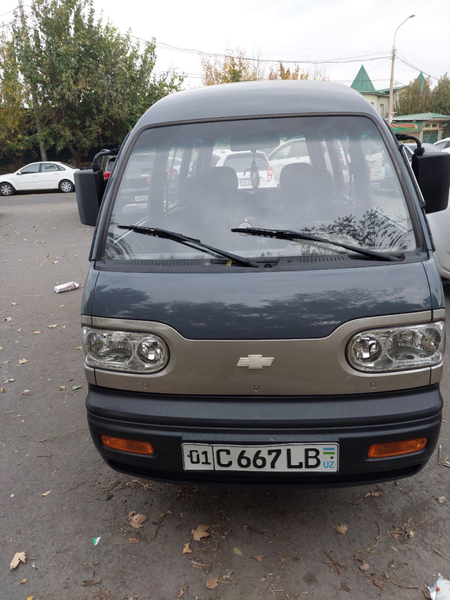 Chevrolet damas deluxe