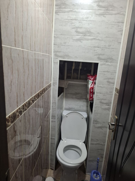 Срочно продаётся 3 комнатная квартира