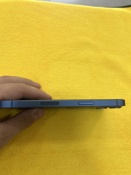 Iphone 13. Blue 128 GB. LL/A
