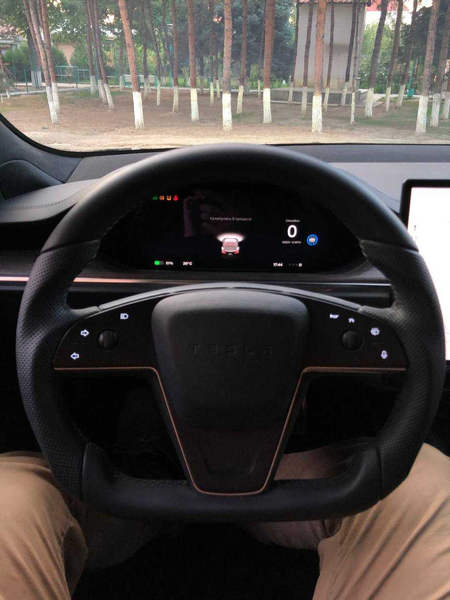 Tesla model s 2022 полный привод