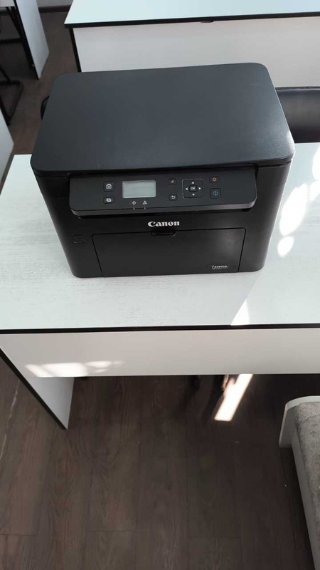Продается принтер Canon MF113w в отличном состоянии