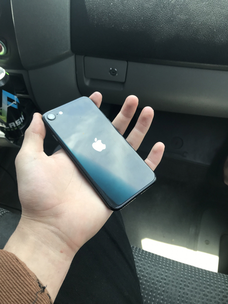 Iphone Se 2020….