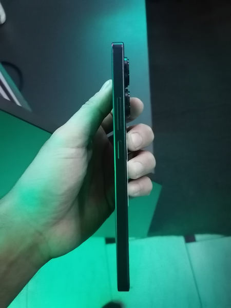 Продаётся REDMI NOTE 13 8/256 BLACK