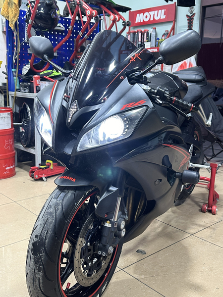 Yamaha R6 2009 год идеал очен много тюнинга