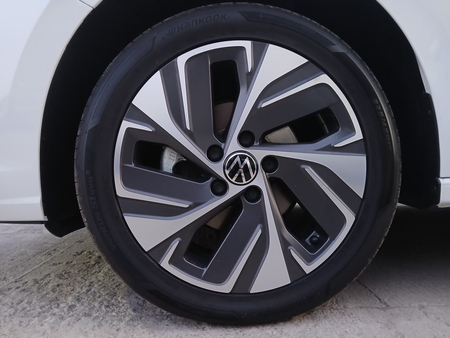 Volkswagen Bora 1 2T Yuexing Pro edition
