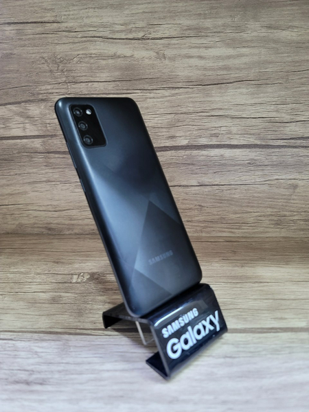 Samsung A02s sotiladi