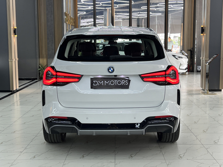 BMW iX3 белый в наличии и в рассрочку