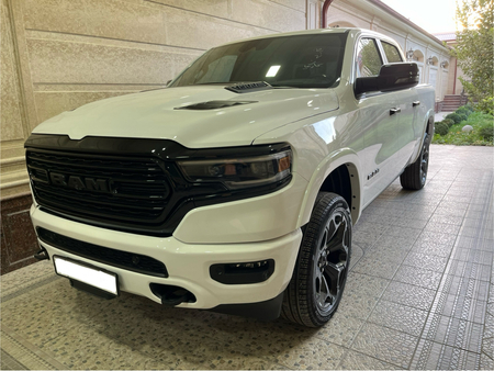 RAM 1500 5.7 AT Limited 4x4