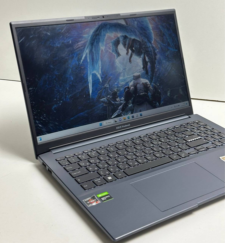 Asus VivoBook Pro 15. Ryzen 5 5600H = Core i5 11- avlod. GTX 1650 4GB
