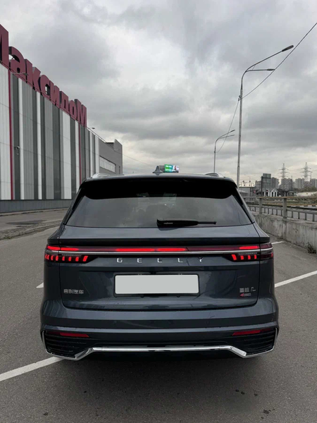 Geely Monjaro (Xingyue L), 2023