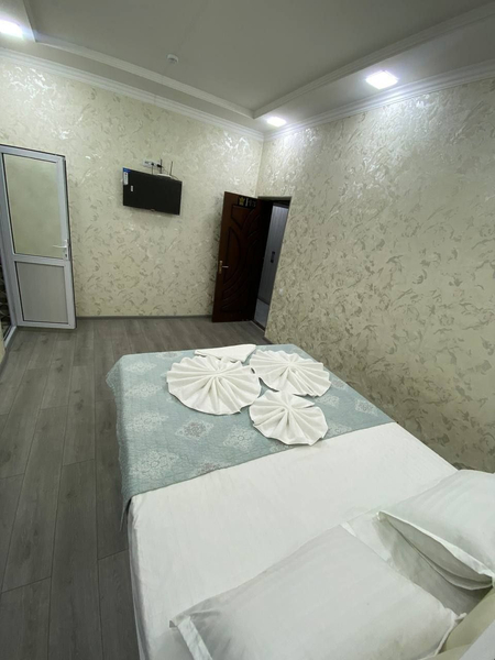 Bez zaks Arzon Yangi Hotel