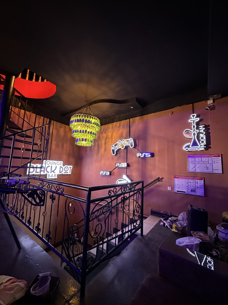 Kafe Restoran bar sotiladi
