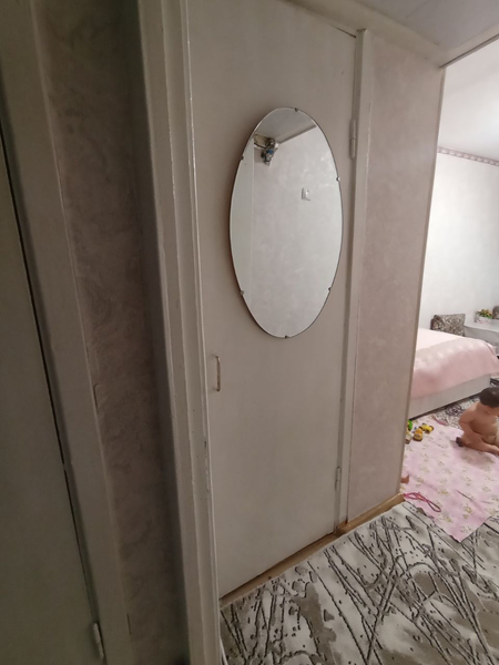 Продаётся 1 ком кв в центре города