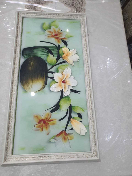 Devorga Ilinadigan Rasm. Razmerlari: Uzunligi :112cm;Balandligi :62cm.
