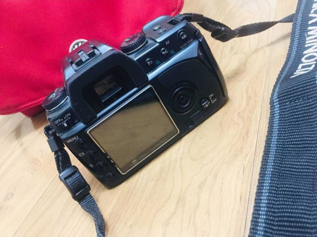 Профессиональный фотоаппарат Sony, Konika Minolta,