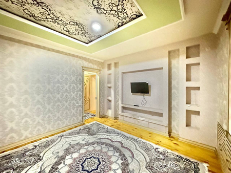 4х комнатная кв. 3й этаж. 115м2. Согдиана.